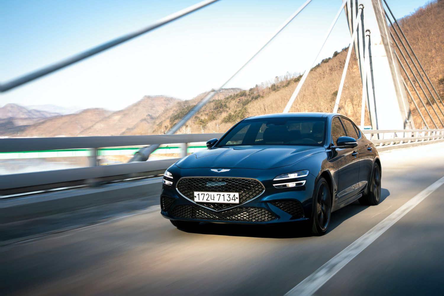 The Average Vehicle Weighs 2.76 Tons: Here's the Breakdown